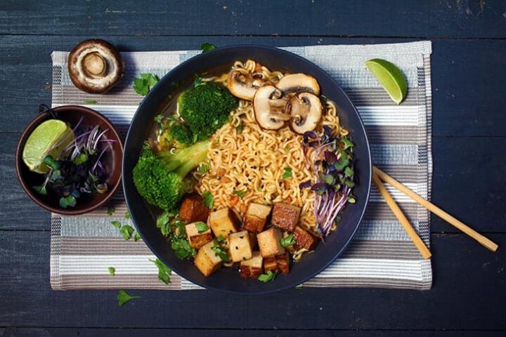11 Delicious Vegan Ramen Recipes - MOON and spoon and yum