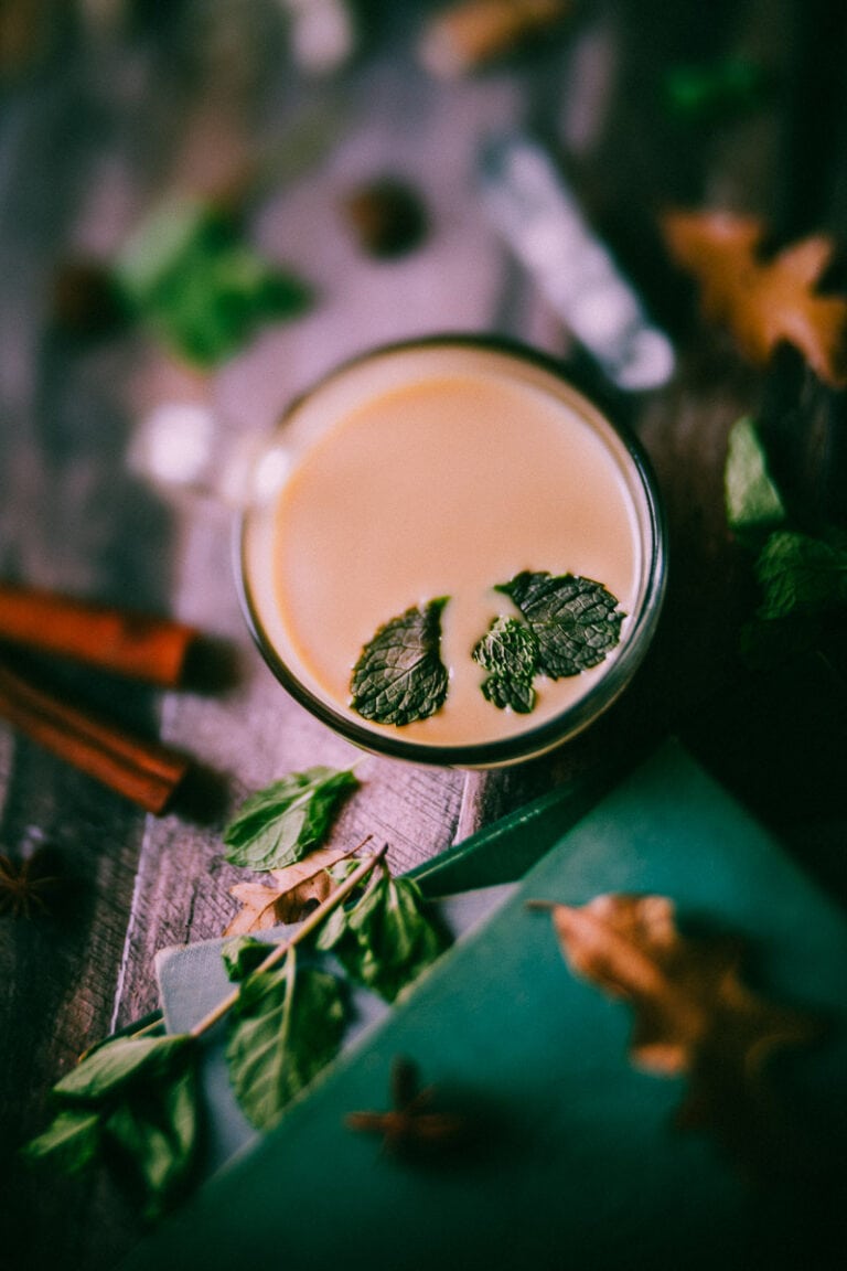 Cozy Peppermint Chai Recipe - MOON and spoon and yum