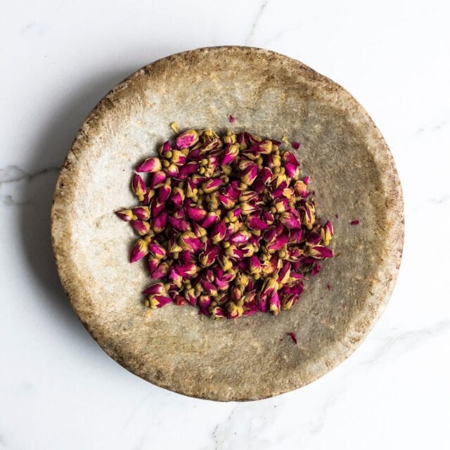 25 Delicious Edible Rose Recipes - MOON and spoon and yum