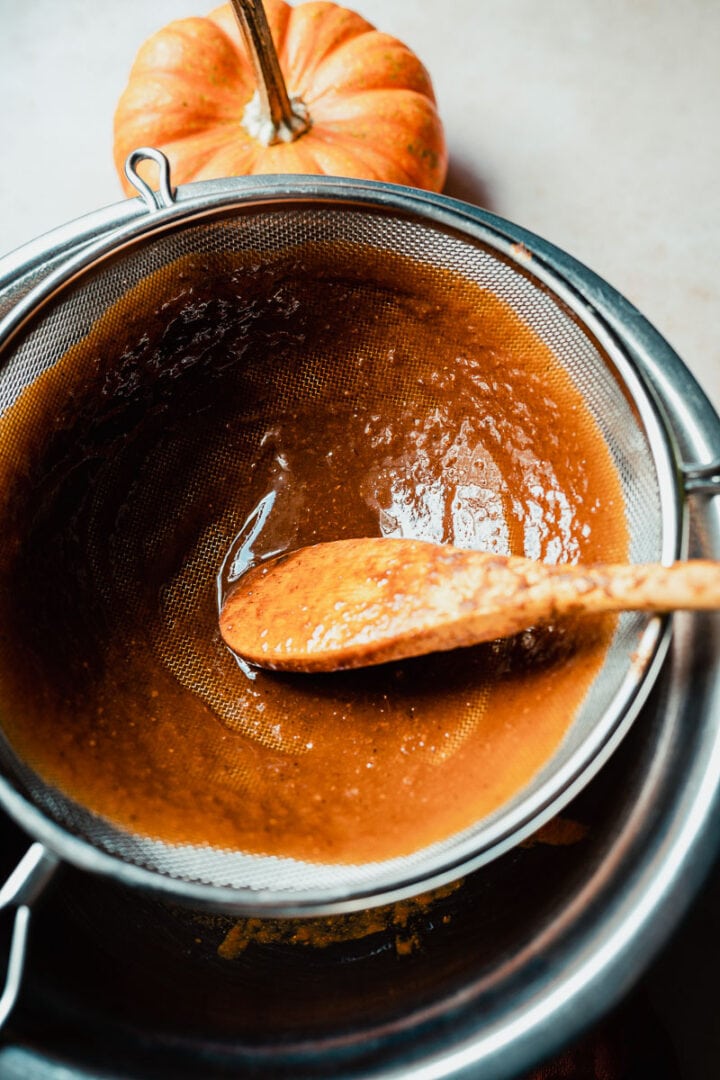 How to Make Pumpkin Spice Syrup at Home (Easy Recipe)