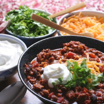 What to Serve with Chili - 22 Best Chili Side Dishes