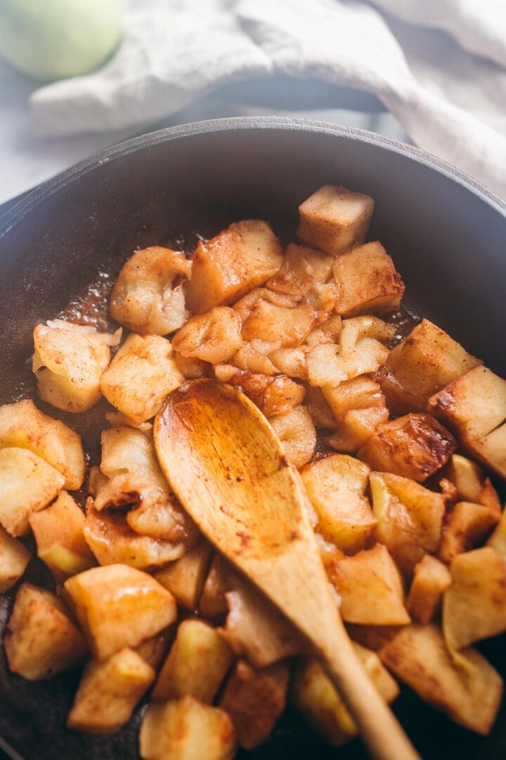 Easy Apple Curd Recipe - MOON and spoon and yum