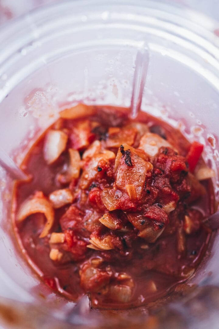 Salsa Brava (Bravas Sauce Recipe) - MOON and spoon and yum