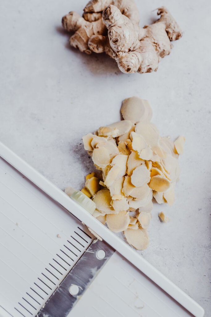 Honey Fermented Ginger - MOON and spoon and yum