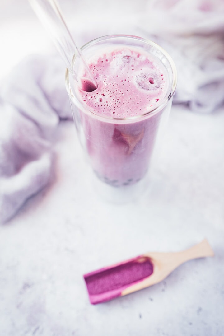 Taro Milk Tea (Bubble Tea) - MOON and spoon and yum