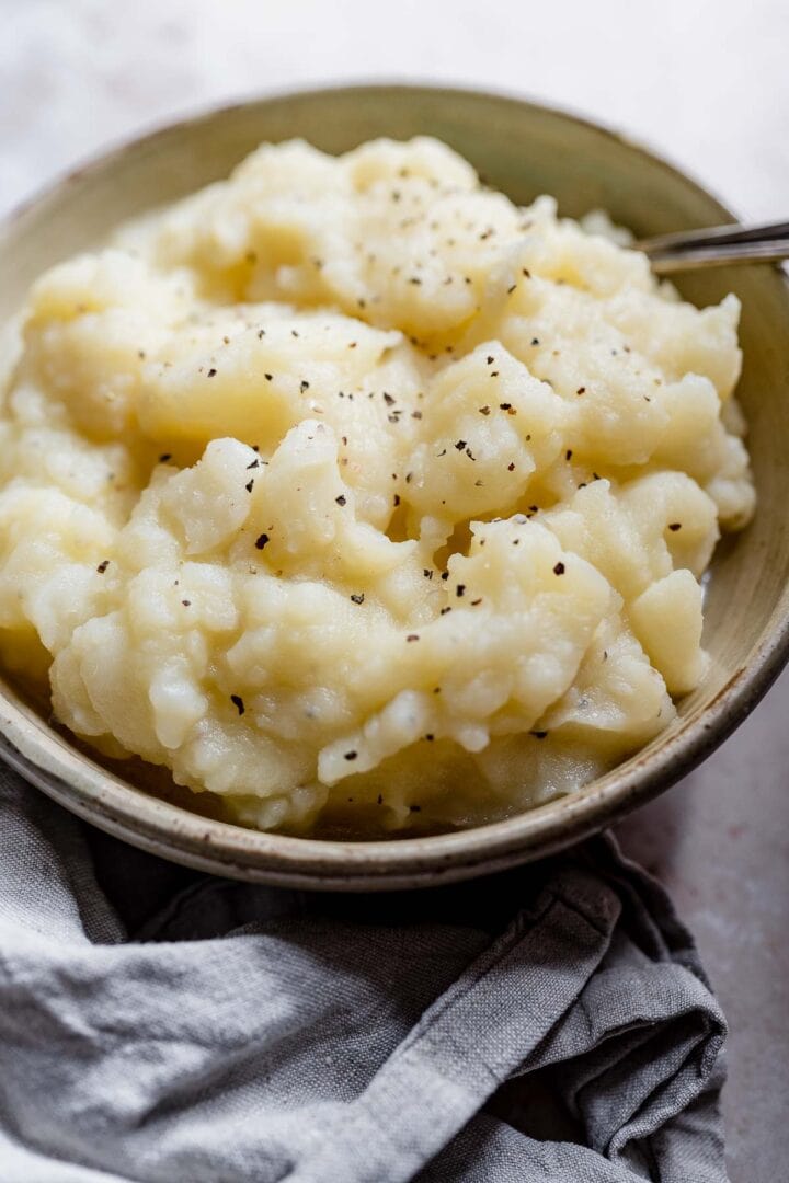 Easy One Pot Stewed Potatoes - MOON and spoon and yum