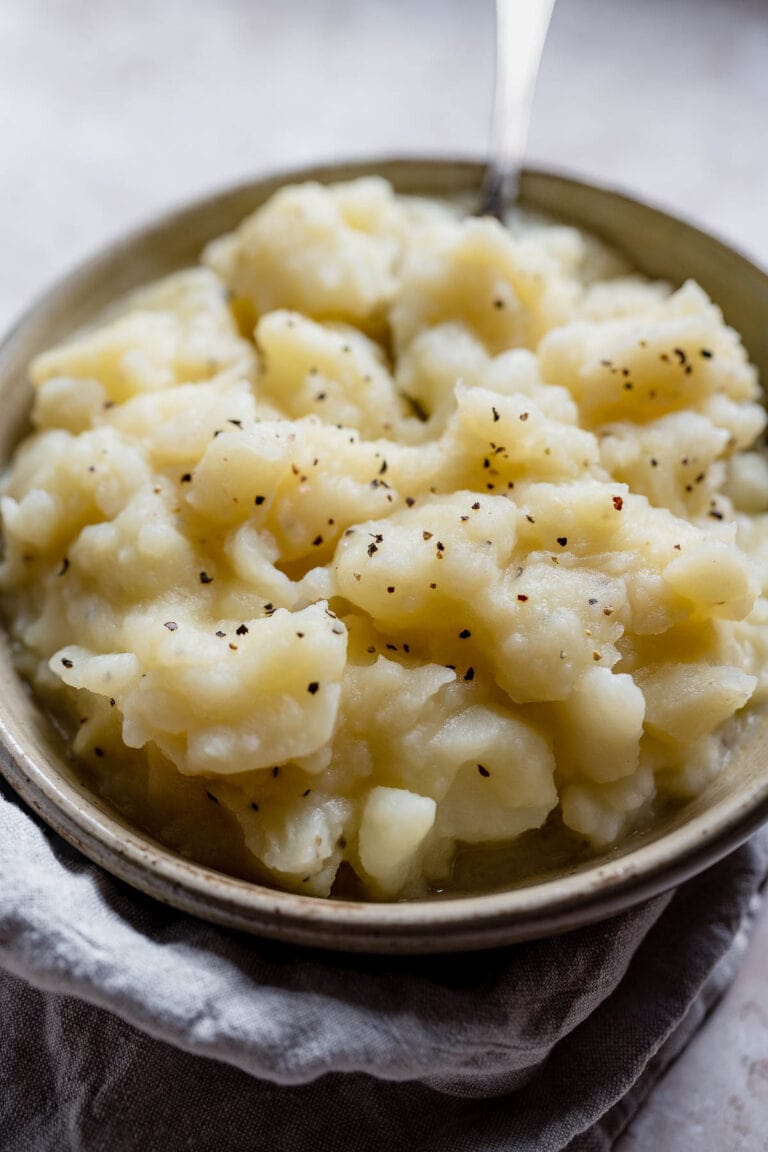 Easy One Pot Stewed Potatoes - MOON and spoon and yum