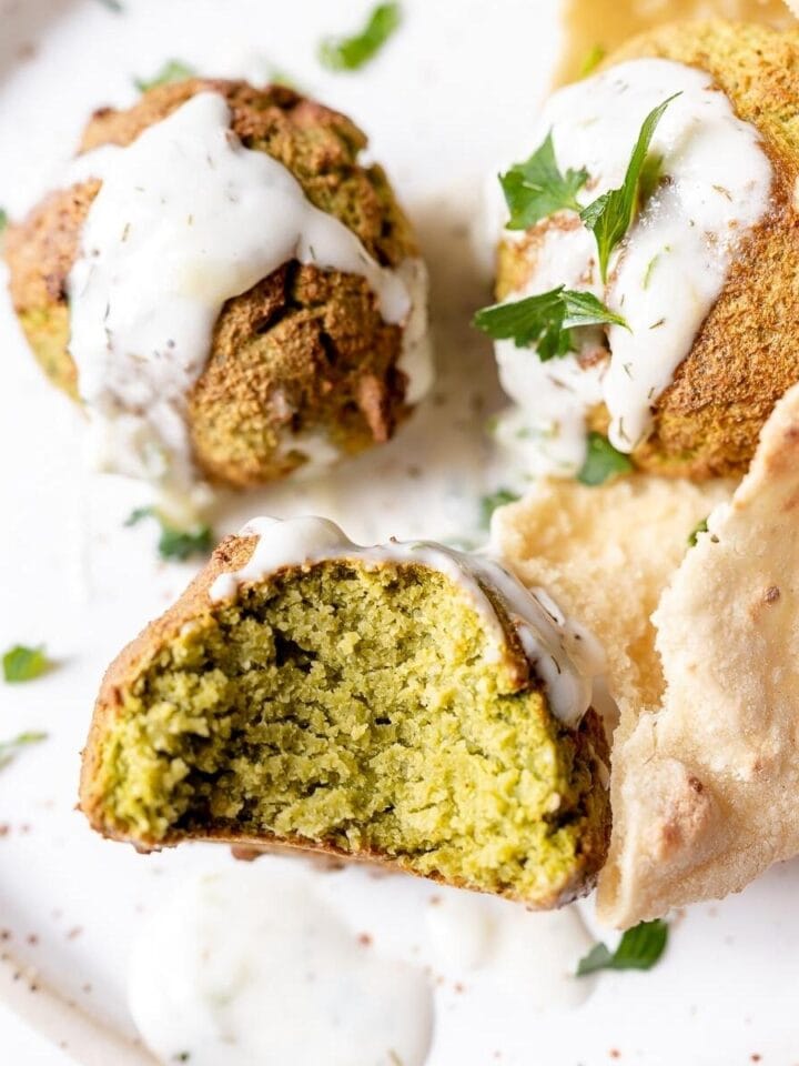 10-Minute Garlic Bok Choy Recipe - MOON and spoon and yum