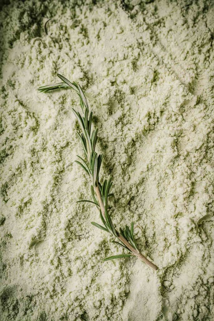 Rosemary Salt - MOON and spoon and yum