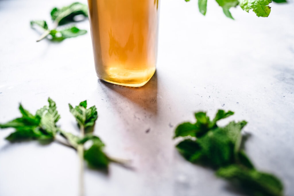 Fresh Mint Simple Syrup - MOON and spoon and yum
