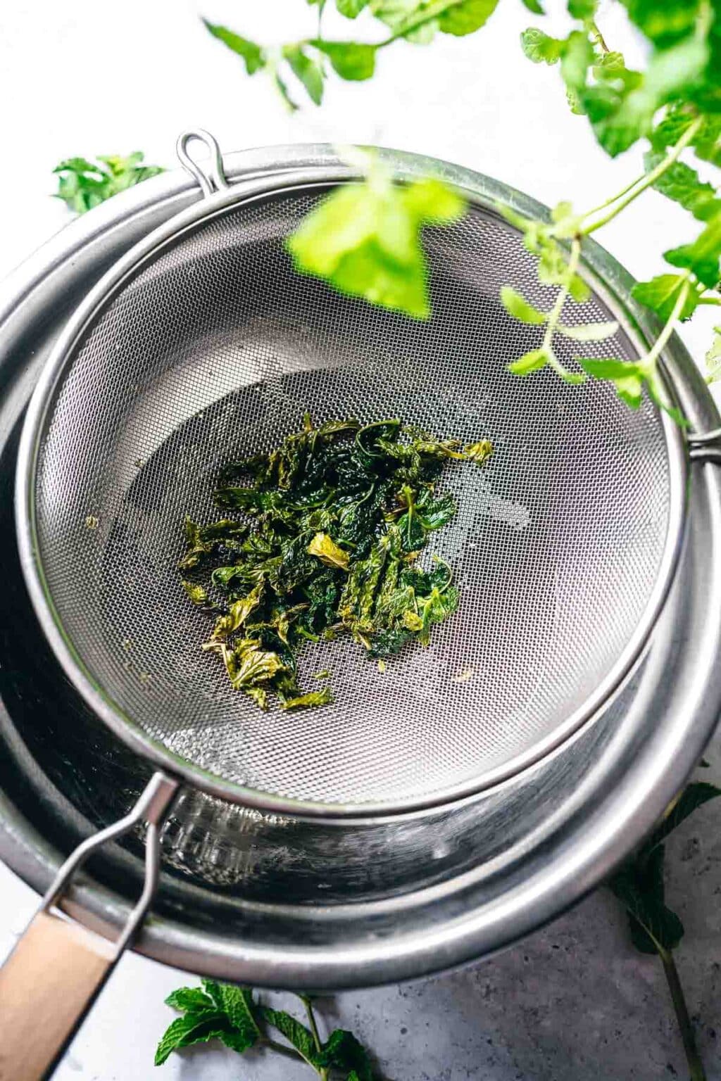 Fresh Mint Simple Syrup - MOON and spoon and yum