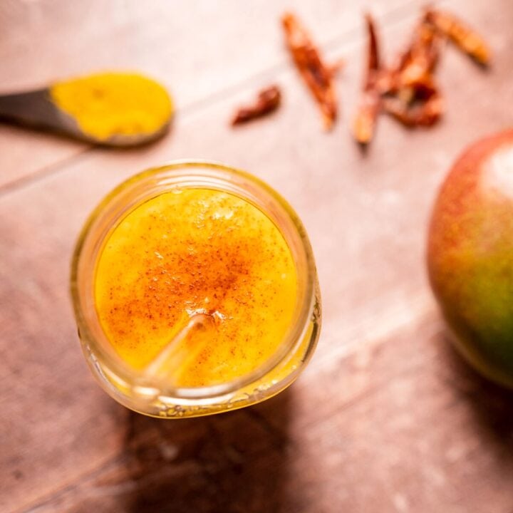 Spicy Golden Milk Mango Smoothie - MOON and spoon and yum