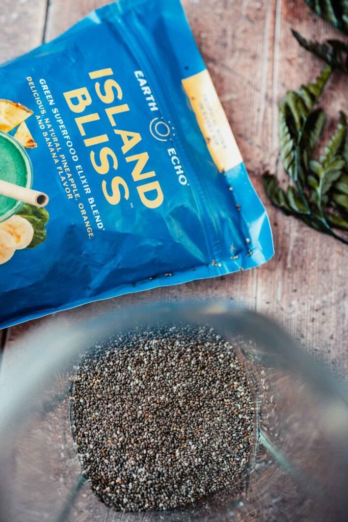 Tropical Green Chia Bowl - MOON and spoon and yum