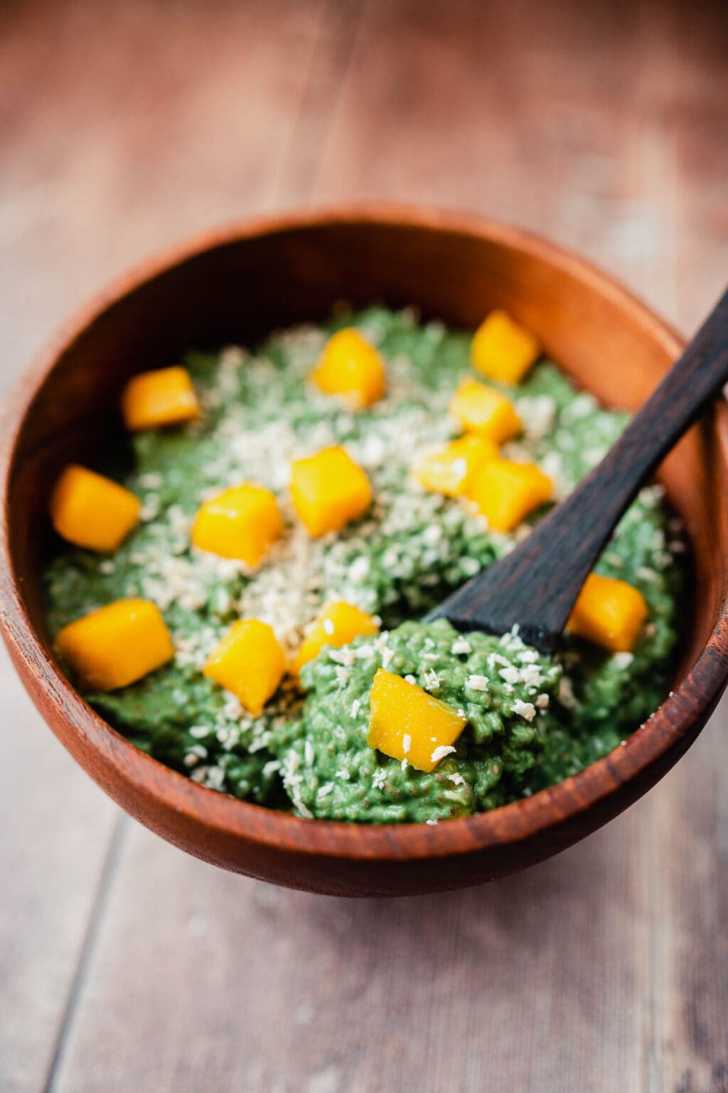 Tropical Green Chia Bowl - MOON and spoon and yum