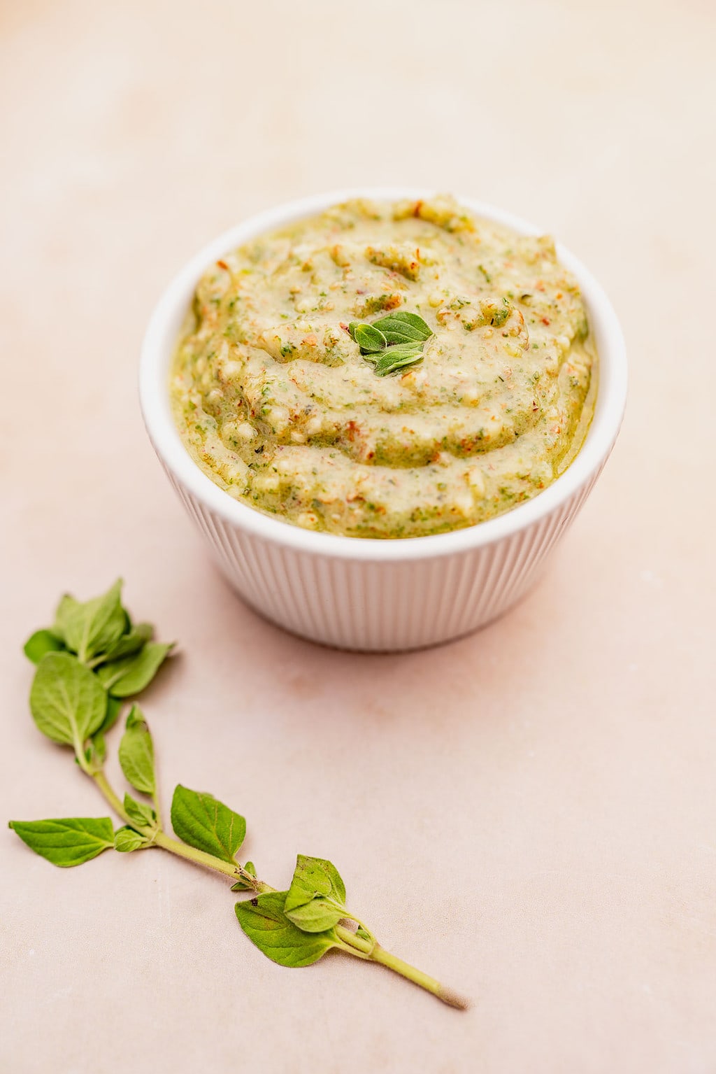 10-Minute Oregano Pesto Recipe - MOON and spoon and yum