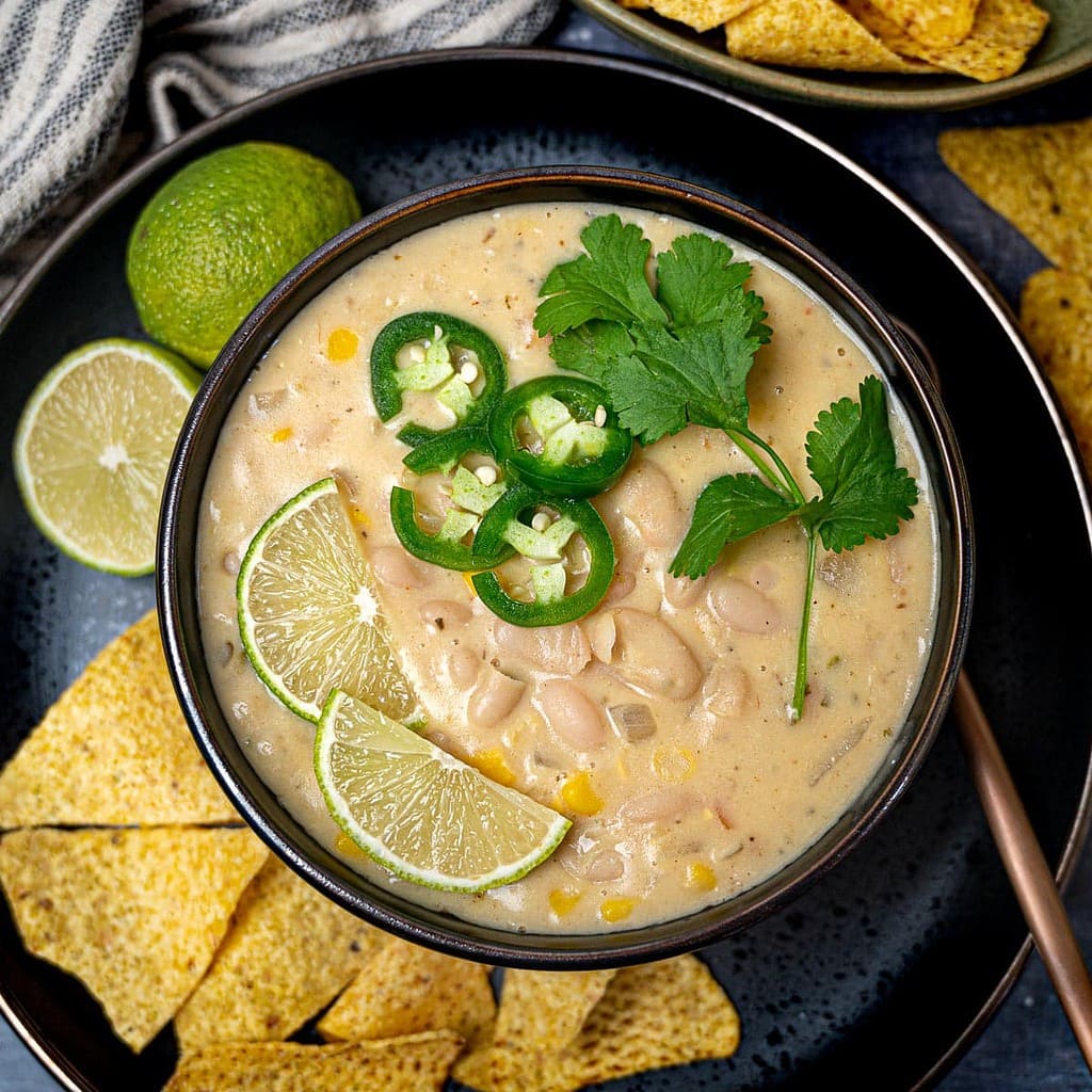 45+ Best Vegetarian Chili Recipes - MOON and spoon and yum