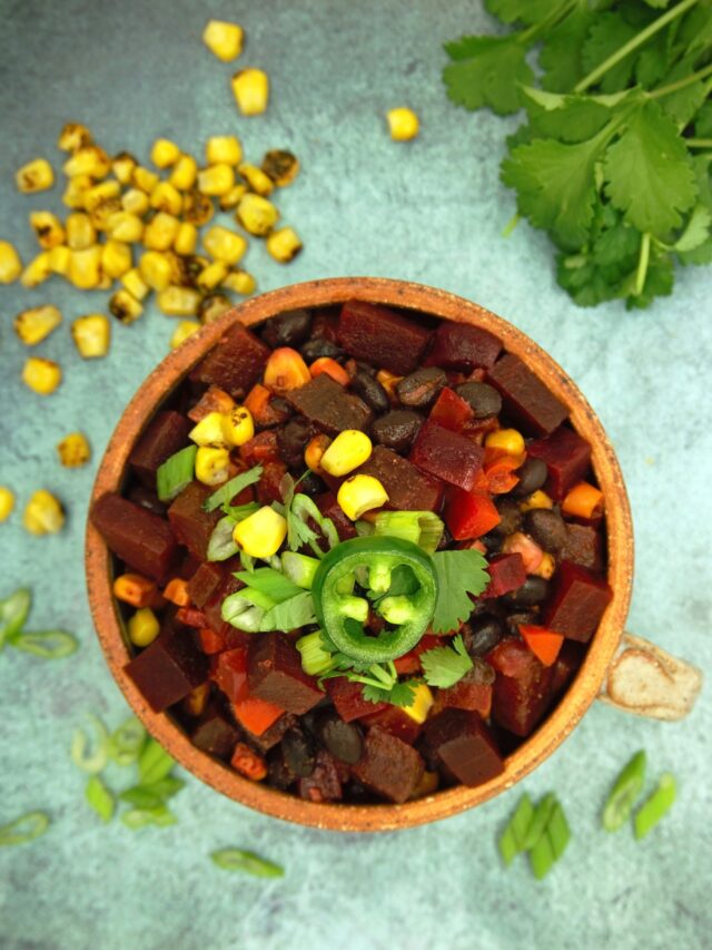 45+ Best Vegetarian Chili Recipes - MOON and spoon and yum
