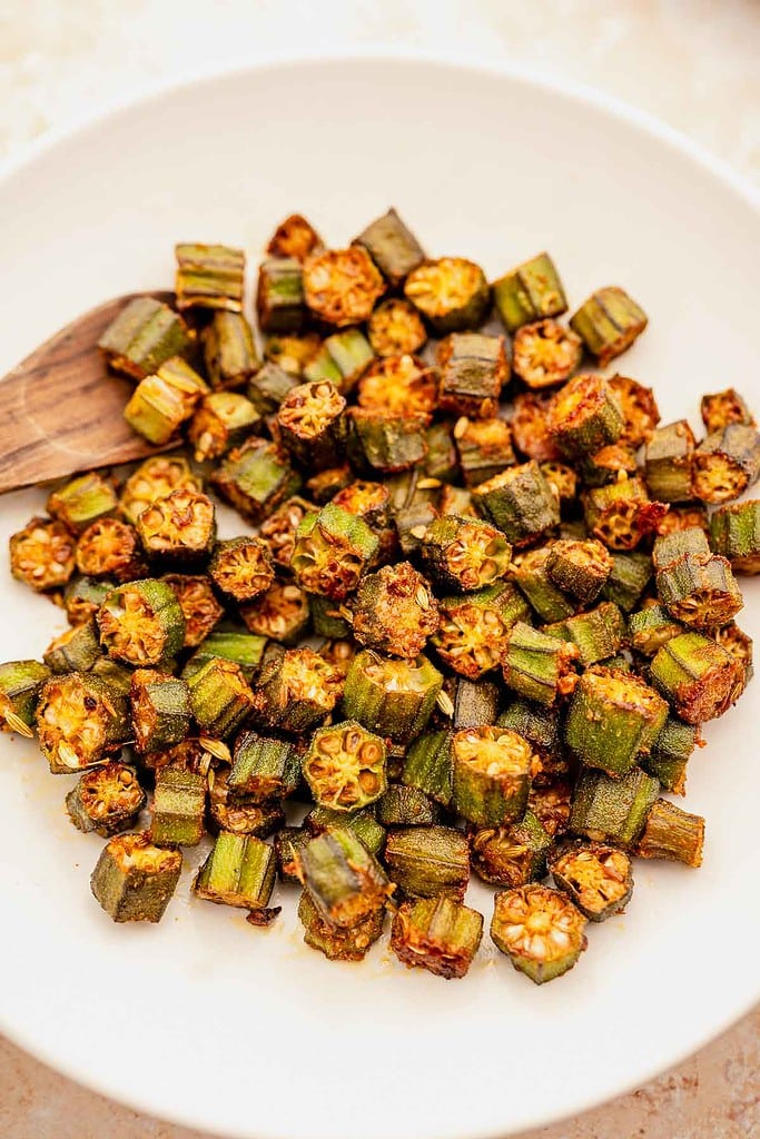 Easy and Tasty Roasted Okra Recipe - MOON and spoon and yum