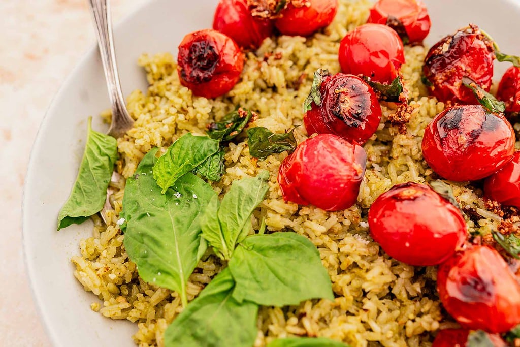 Easy and Delicious Pesto Rice - MOON and spoon and yum
