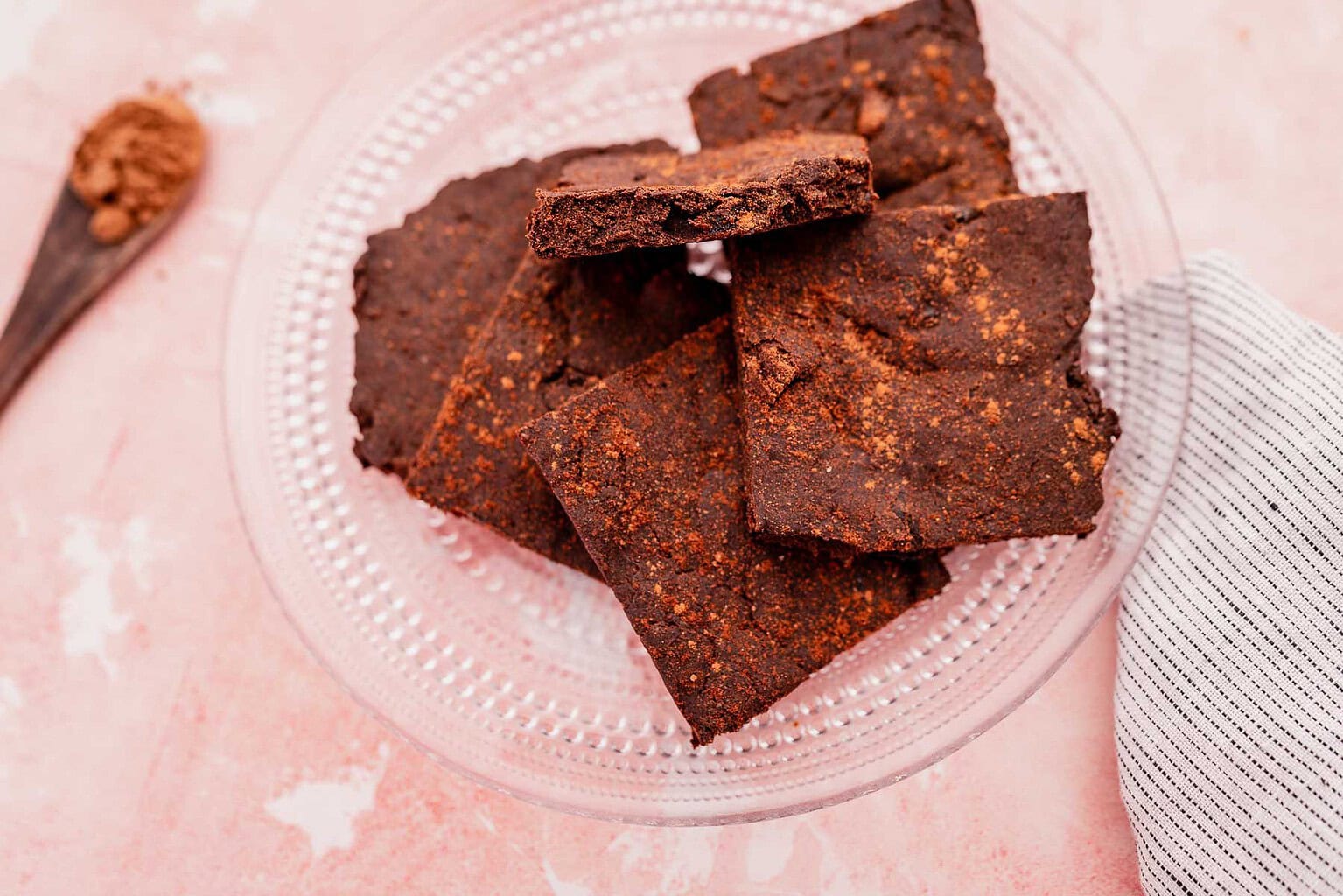 Choco-Spice Apricot Buckwheat Breakfast Bars - MOON and spoon and yum