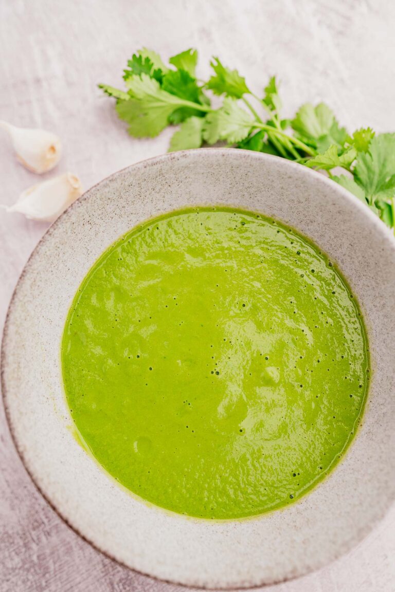 Mojo Verde (Canarian Green Sauce) - MOON and spoon and yum