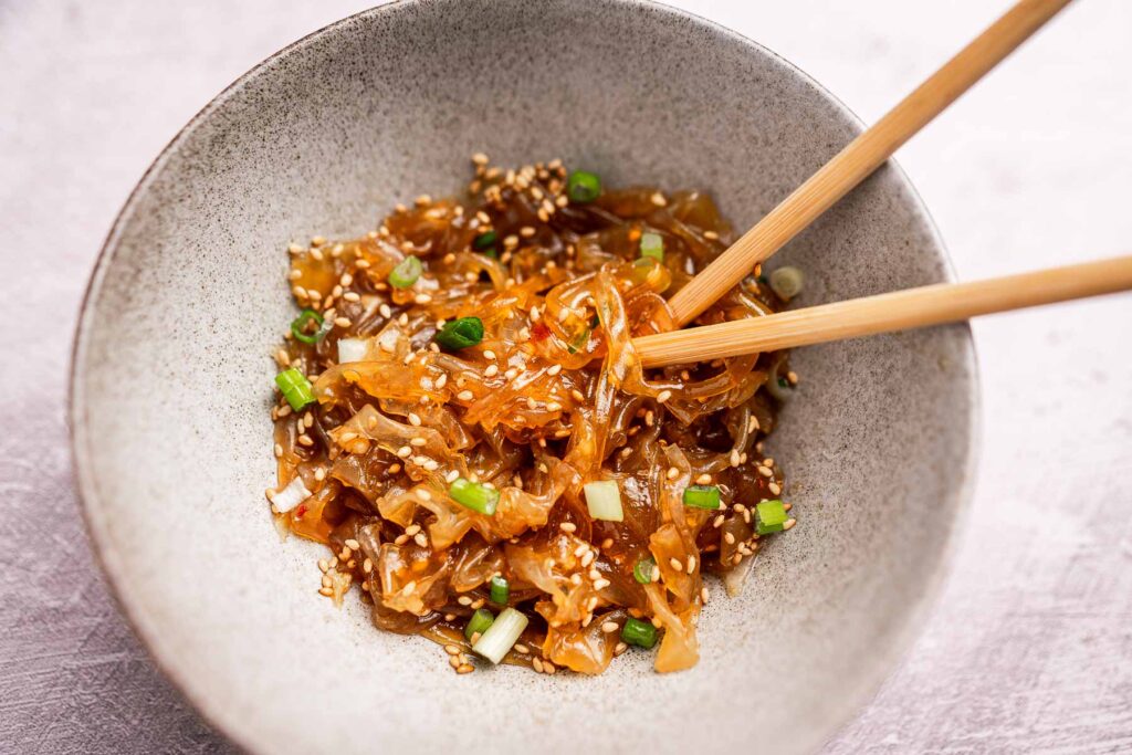 10-Minute Rice Paper Noodles Bowl - MOON and spoon and yum