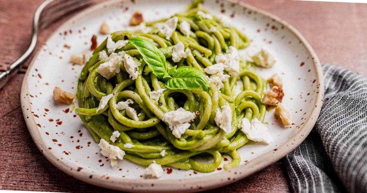 Tallarines Verdes (Peruvian Green Spaghetti)