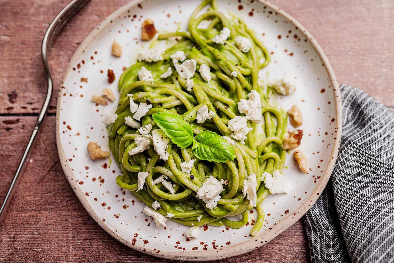 Tallarines Verdes Recipe (Peruvian Green Spaghetti) - The Good Men Project